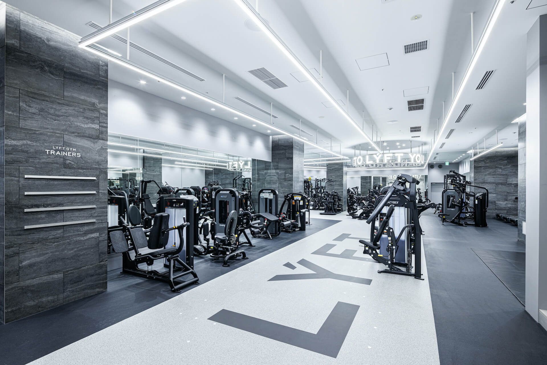 LYFT GYM | 内装施工事例 | 株式会社LARGO（ラルゴ）| 美容室・サロン・飲食店・病院・クリニック・オフィスの店舗設計・内装 ...