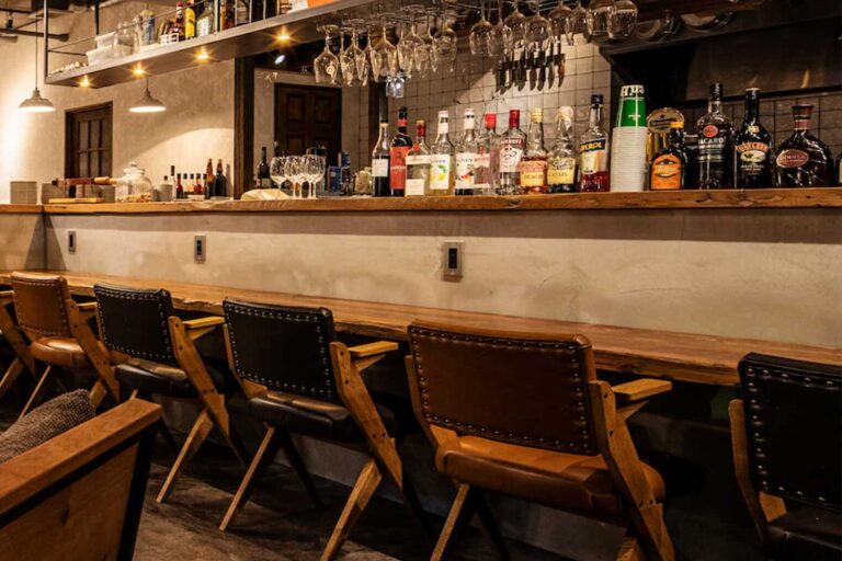 居心地の良いカフェを作る内装デザインのポイント - LARGO MAG